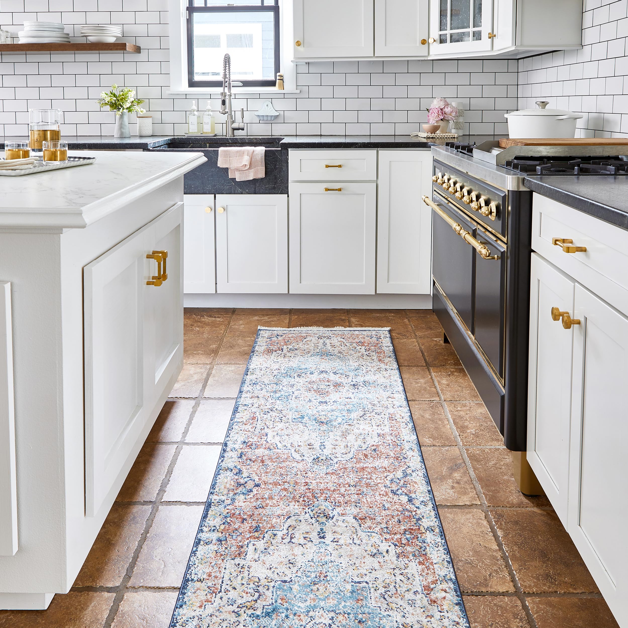 nuLOOM Sawyer Vintage Transitional Area Rug - 2x12 Runner Rug Vintage Multi/Ivory Rugs for Living Room Bedroom Dining Room Entryway Hallway Kitchen