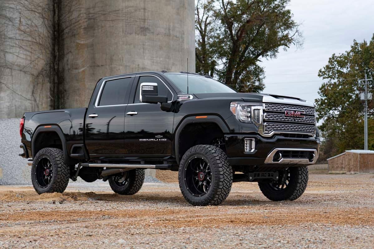 Rough Country 7" Suspension Lift Kit for 2020-2024 Chevy/GMC 2500HD 4WD - 10130A