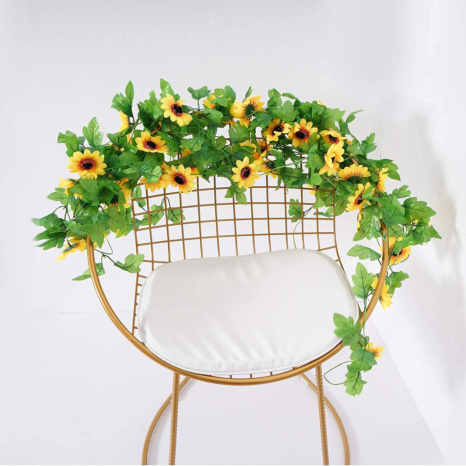 4Pcs 31.2FT Artificial Sunflower Vines Decor Faux Sunflowers Garland Faux Hanging Flowers for Home Wedding Party Decoration