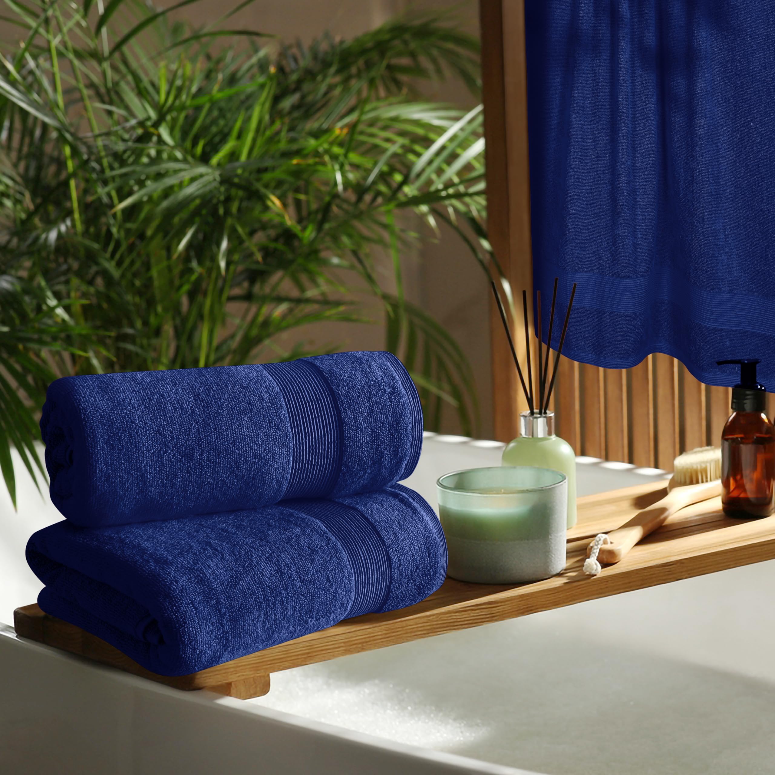 Belizzi Home 4 Pack Bath Towel Set 27x54, 100% Ring Spun Cotton, Ultra Soft Highly Absorbent Machine Washable Hotel Spa Quality Bath Towels for Bathroom, 4 Bath Towels - Navy Blue