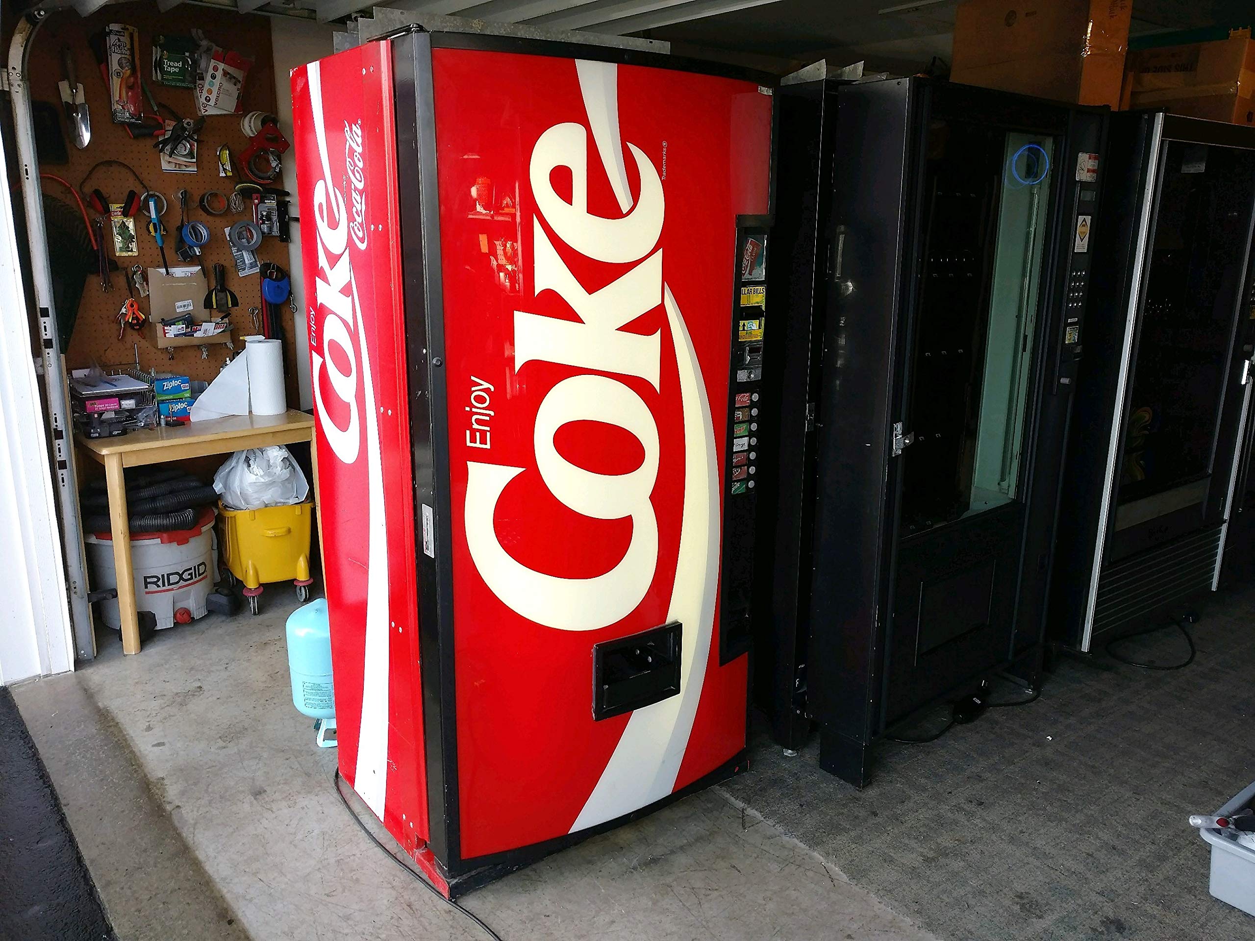 Snack Attack Vending Soda Vending Machine RVC203 Tubular Key - New