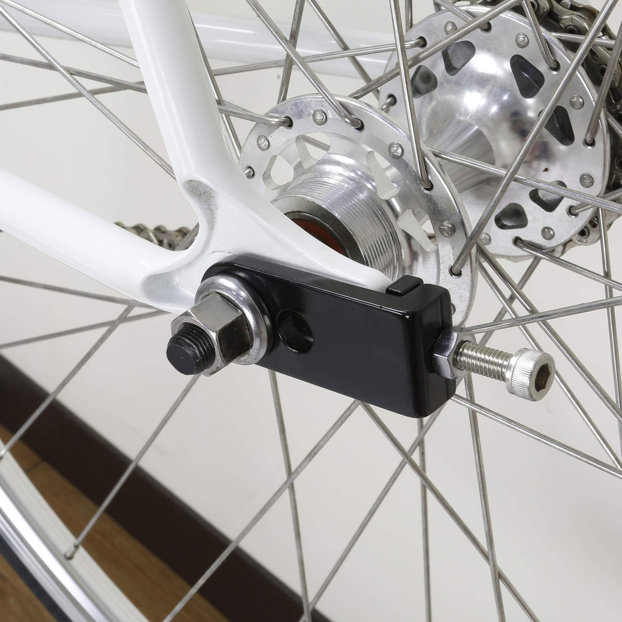 Cyclingdeal Bike Bicycle Fixie BMX Single Speed Alloy Chain Tensioner Adjuster