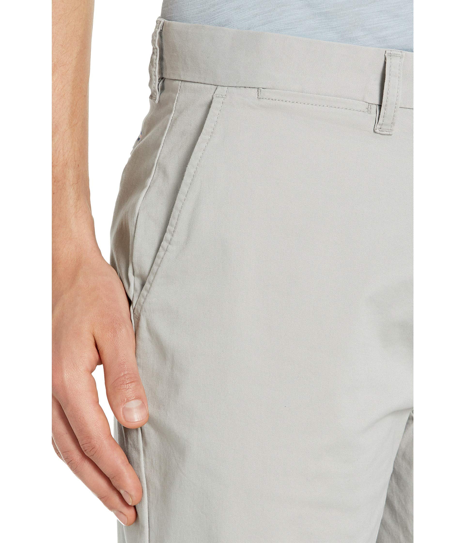 Tommy Hilfiger Men's Casual Stretch Chino Shorts, Drizzle, 33