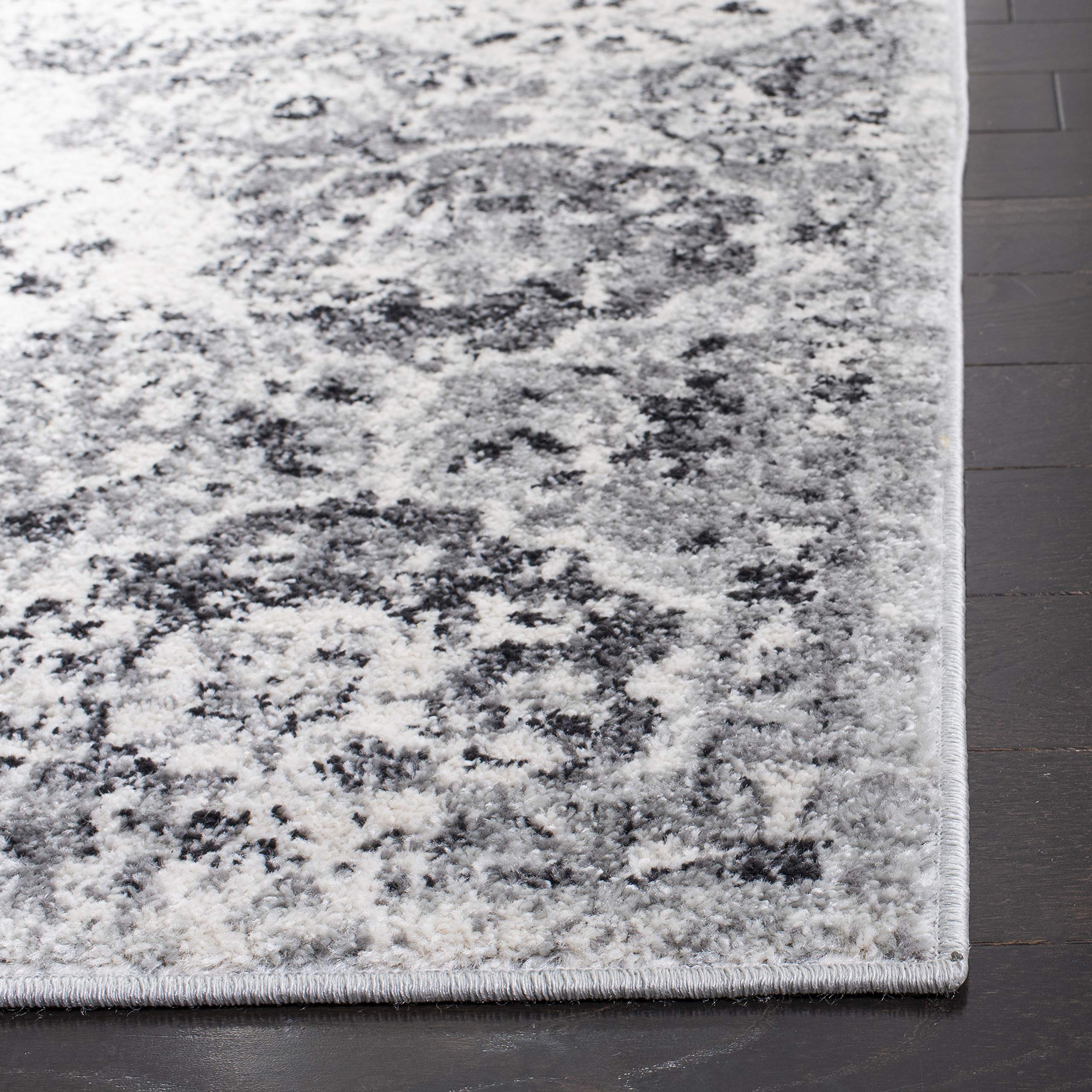 SAFAVIEH Madison Collection Runner Rug - 2'3" x 12', Silver & Grey, Boho Chic Distressed Design, Non-Shedding & Easy Care, Ideal for High Traffic Areas in Living Room, Bedroom (MAD611G)