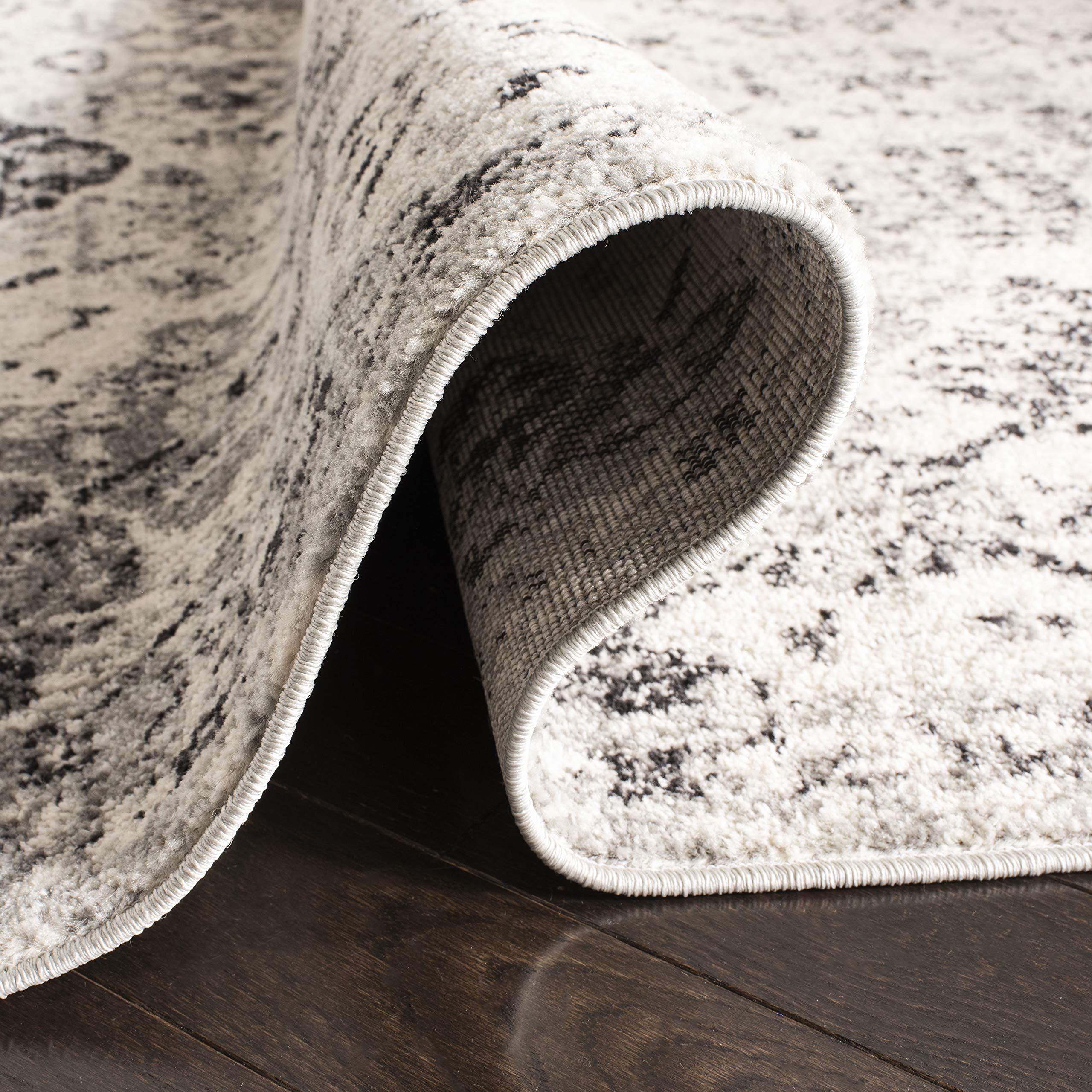 SAFAVIEH Madison Collection Runner Rug - 2'3" x 12', Silver & Grey, Boho Chic Distressed Design, Non-Shedding & Easy Care, Ideal for High Traffic Areas in Living Room, Bedroom (MAD611G)