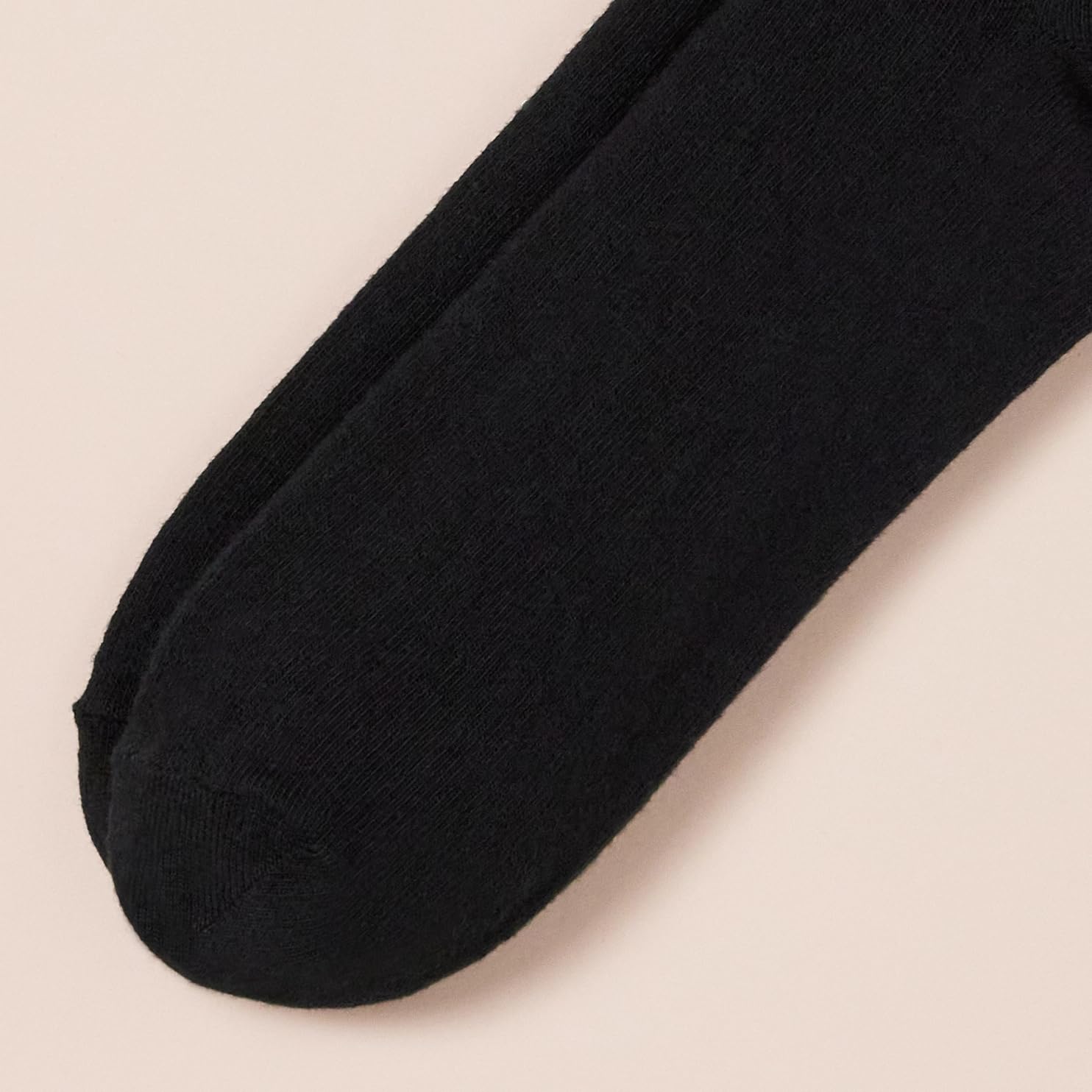 Amazon Essentials Women's Casual Crew Socks, 6 Pairs, Black, 6-9