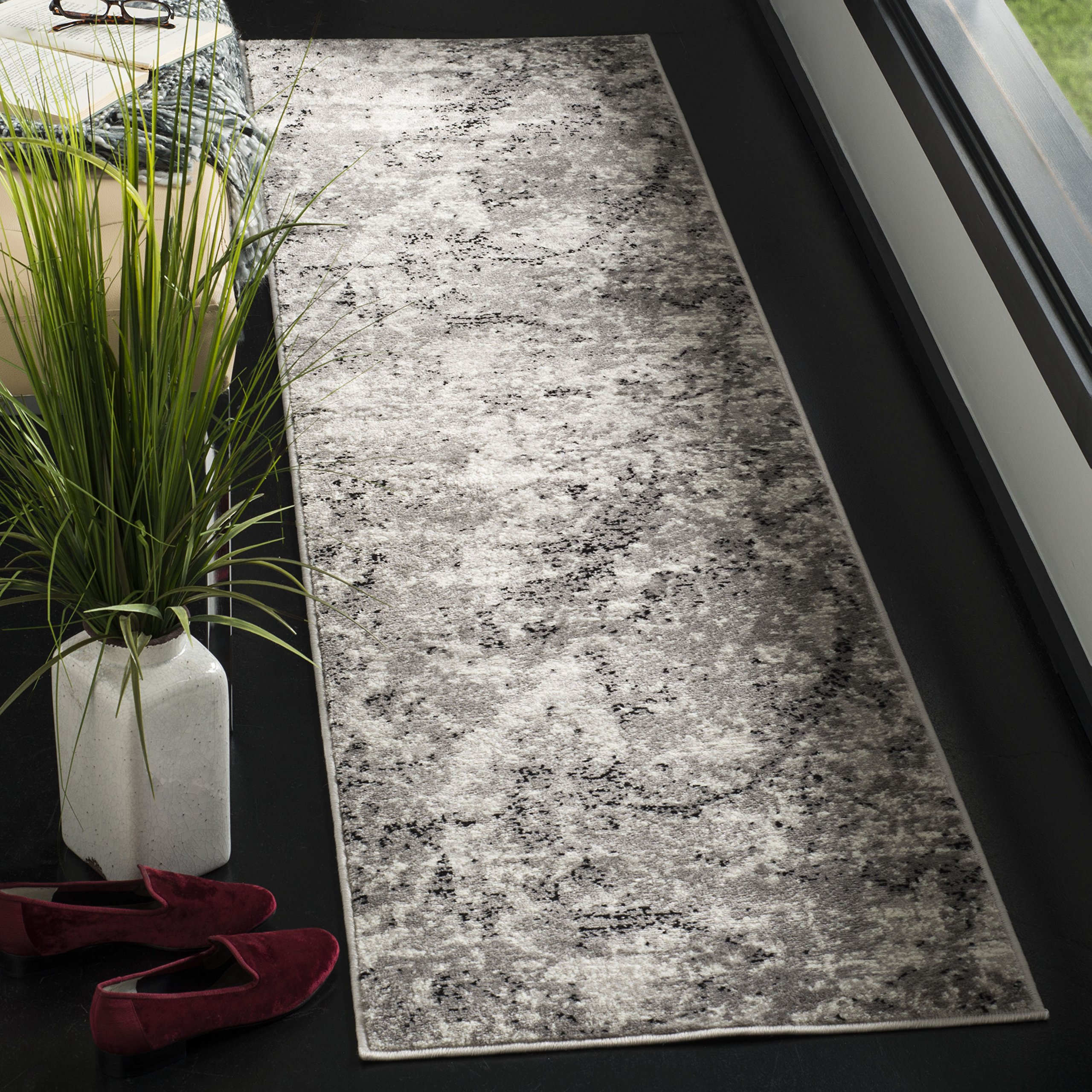 SAFAVIEH Skyler Collection 2' x 12' Grey/Ivory SKY186K Modern Abstract Non-Shedding Living Room Bedroom Runner Rug