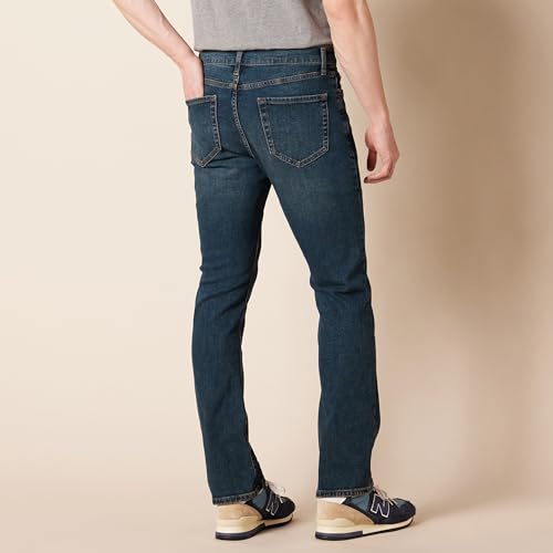 Amazon Essentials Men's Jeans, Slim Fit Stretch, Dark Wash, Bootcut, 42W x 28L