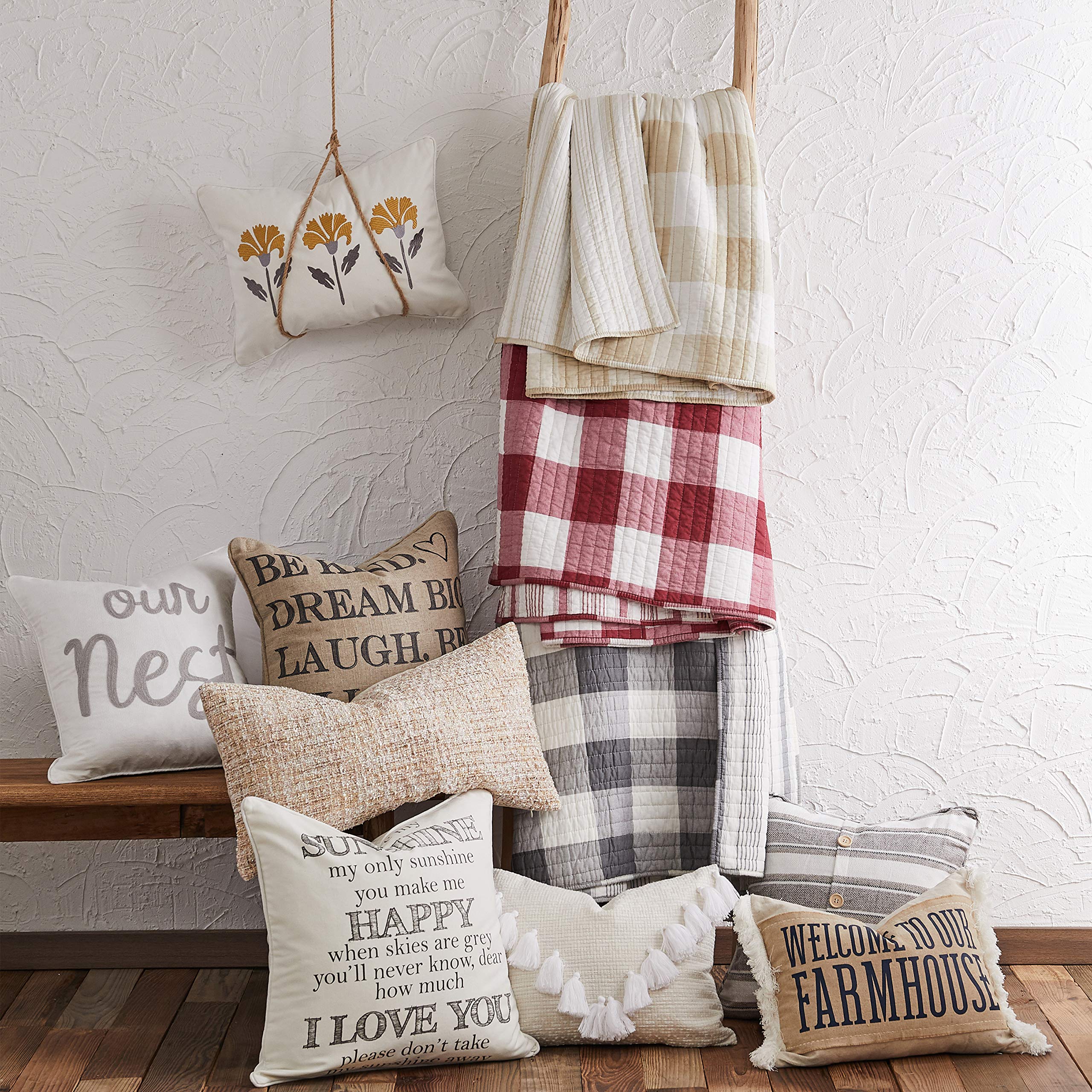Levtex Home - Camden Quilt Set -Full/Queen Quilt + Two Standard Pillow Shams - Buffalo Check in Grey and Cream - Quilt Size (88 x 92 in.) and Pillow Sham Size (26 x 20 in.)- Reversible Pattern -Cotton