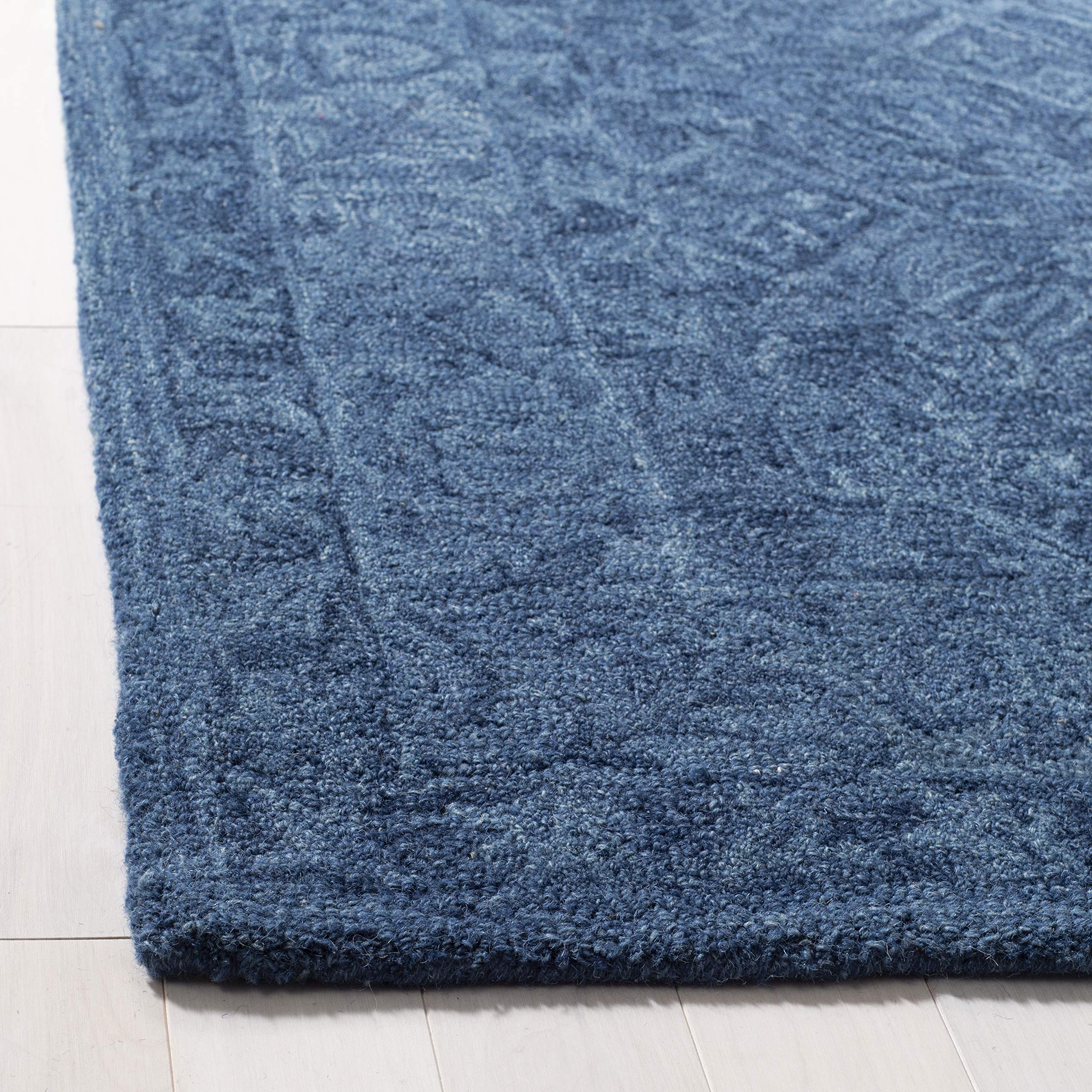 SAFAVIEH Dip Dye Collection Area Rug - 8' x 10', Navy Blue, Handmade Wool, Ideal for High Traffic Areas in Living Room, Bedroom (DDY151N)