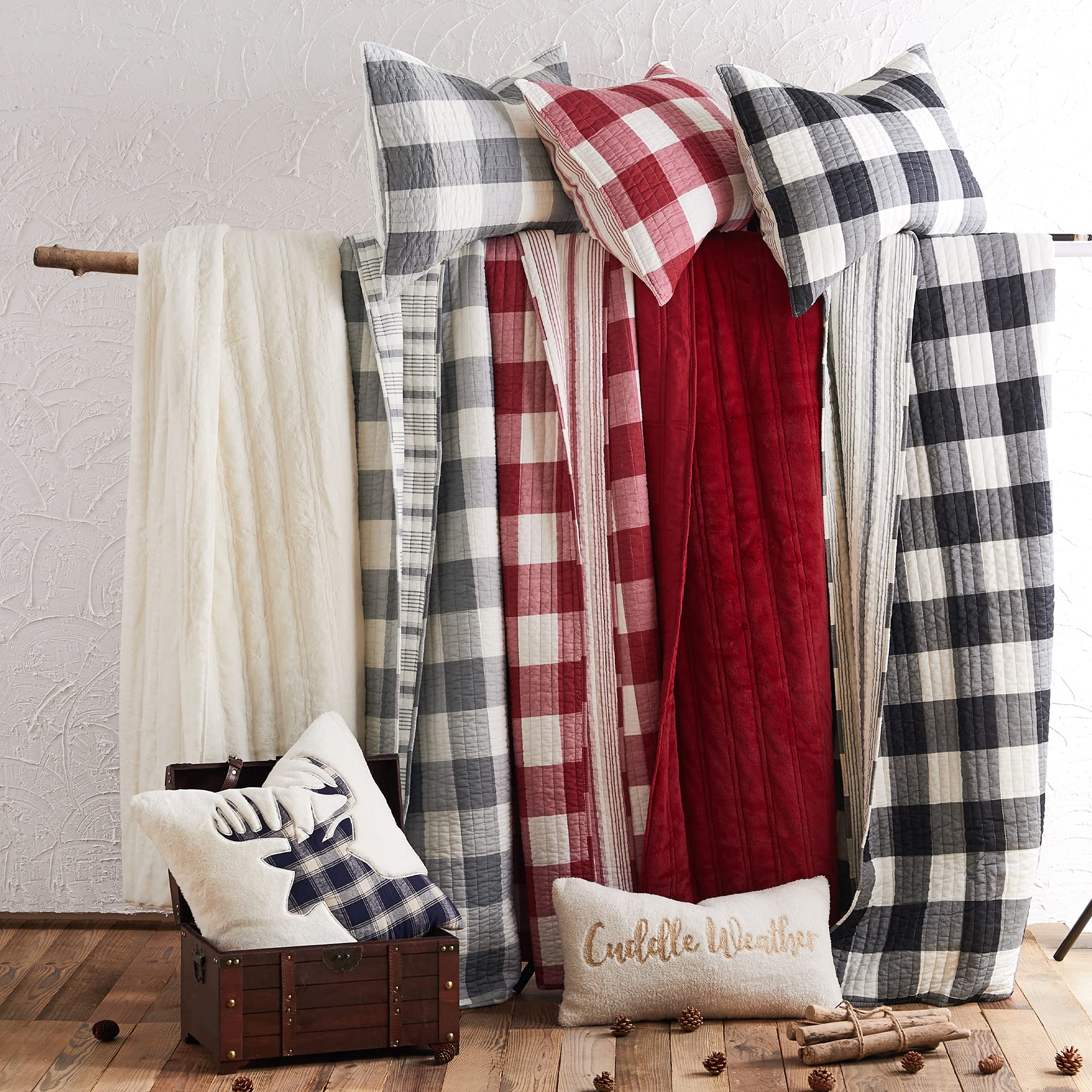 Levtex Home - Camden Quilt Set -Full/Queen Quilt + Two Standard Pillow Shams - Buffalo Check in Grey and Cream - Quilt Size (88 x 92 in.) and Pillow Sham Size (26 x 20 in.)- Reversible Pattern -Cotton