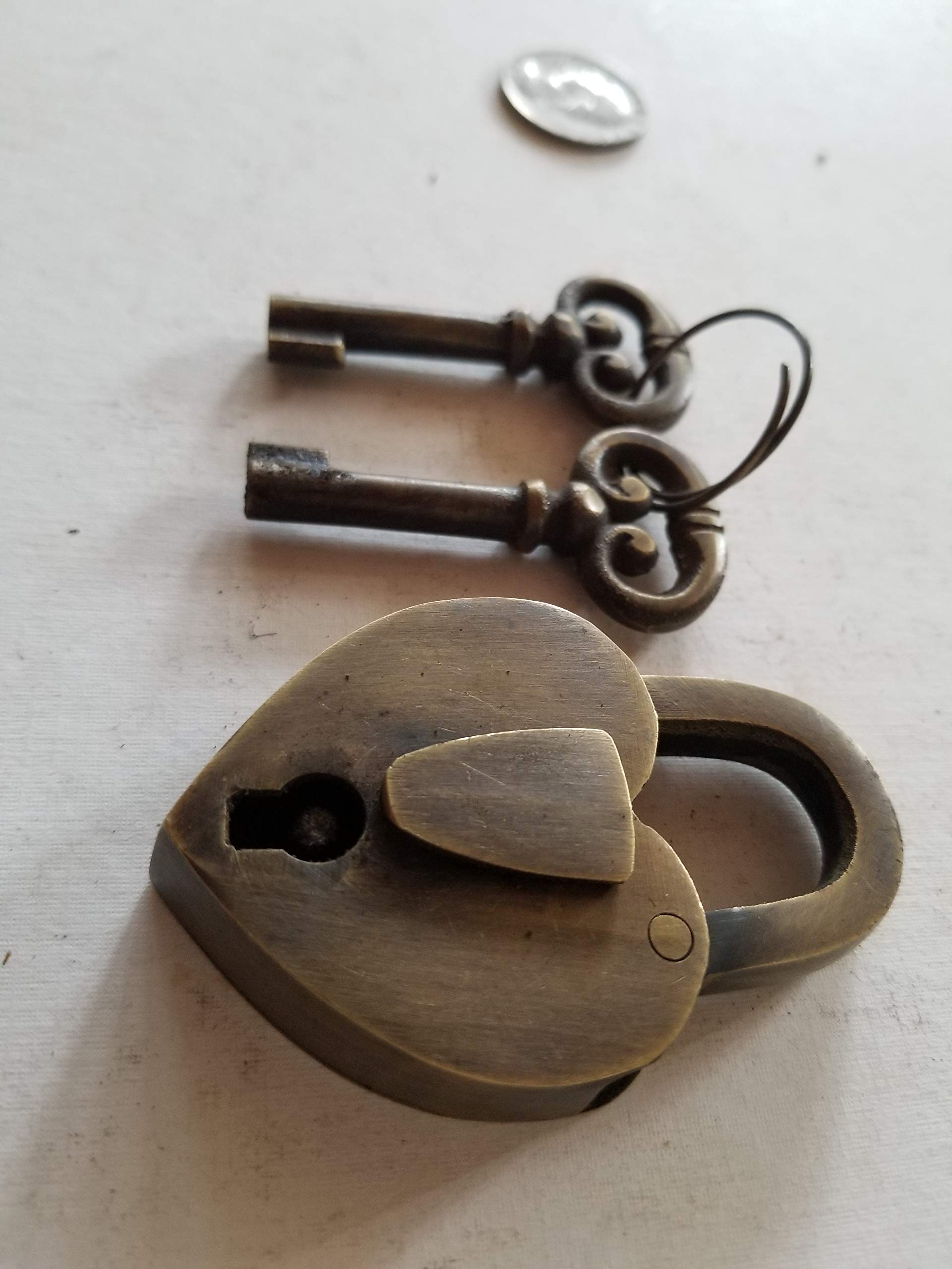 VTG. Small Love Valentines Paris Heart Lock w 2 Skeleton Keys Brass 2 5/8" #L8
