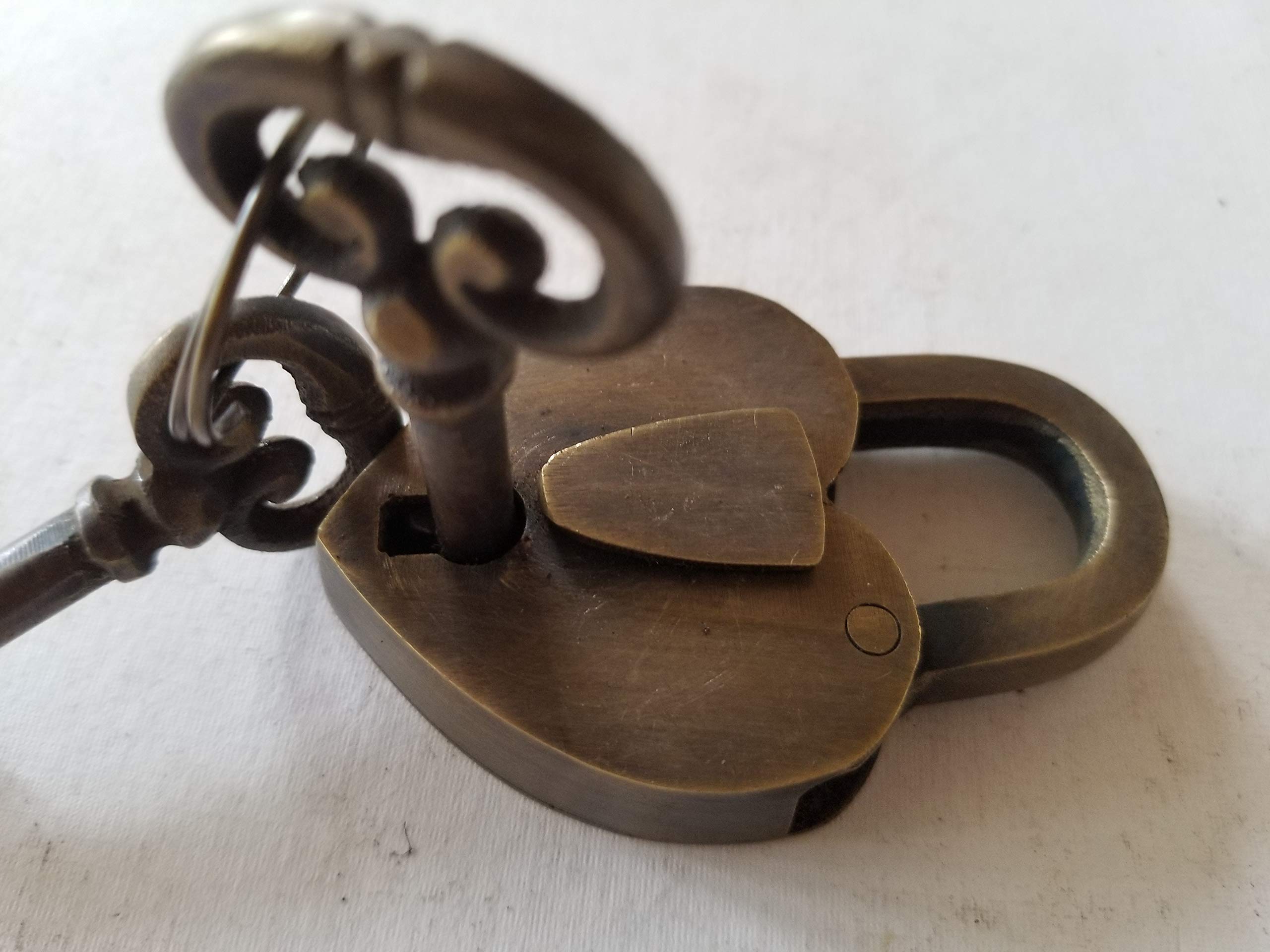 VTG. Small Love Valentines Paris Heart Lock w 2 Skeleton Keys Brass 2 5/8" #L8