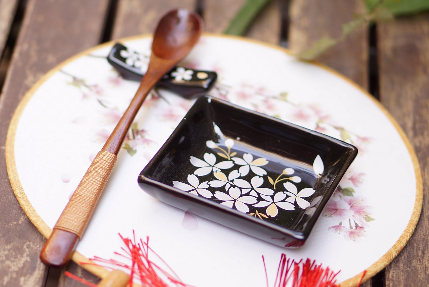 Cinf Ceramic Japanese Cherry Blossom Salad Sauce Rectangular Sushi Dish Set of 4 Plates Black Snack Bowls Appetizer Seasoning Serving for Kitchen Home