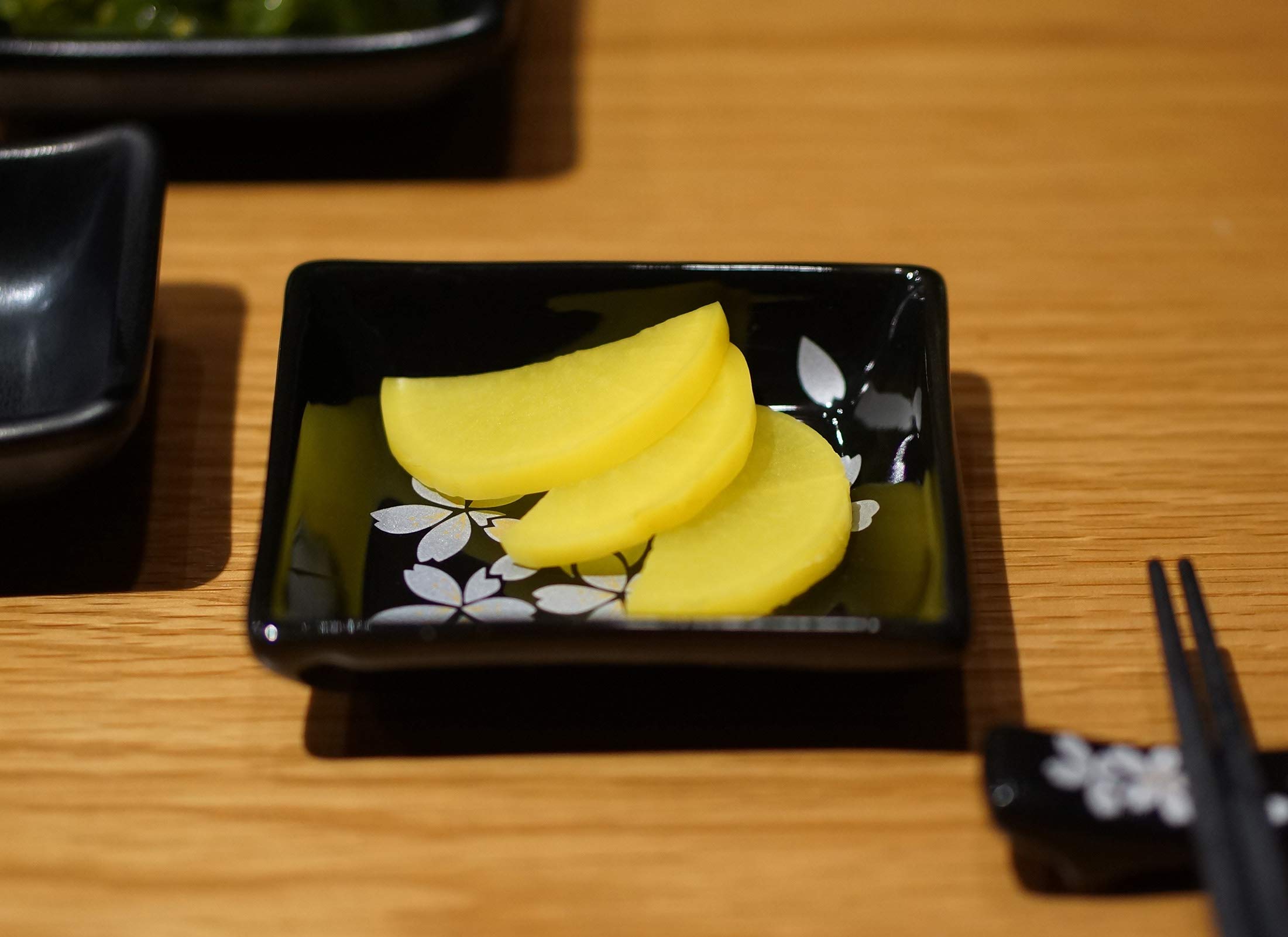 Cinf Ceramic Japanese Cherry Blossom Salad Sauce Rectangular Sushi Dish Set of 4 Plates Black Snack Bowls Appetizer Seasoning Serving for Kitchen Home