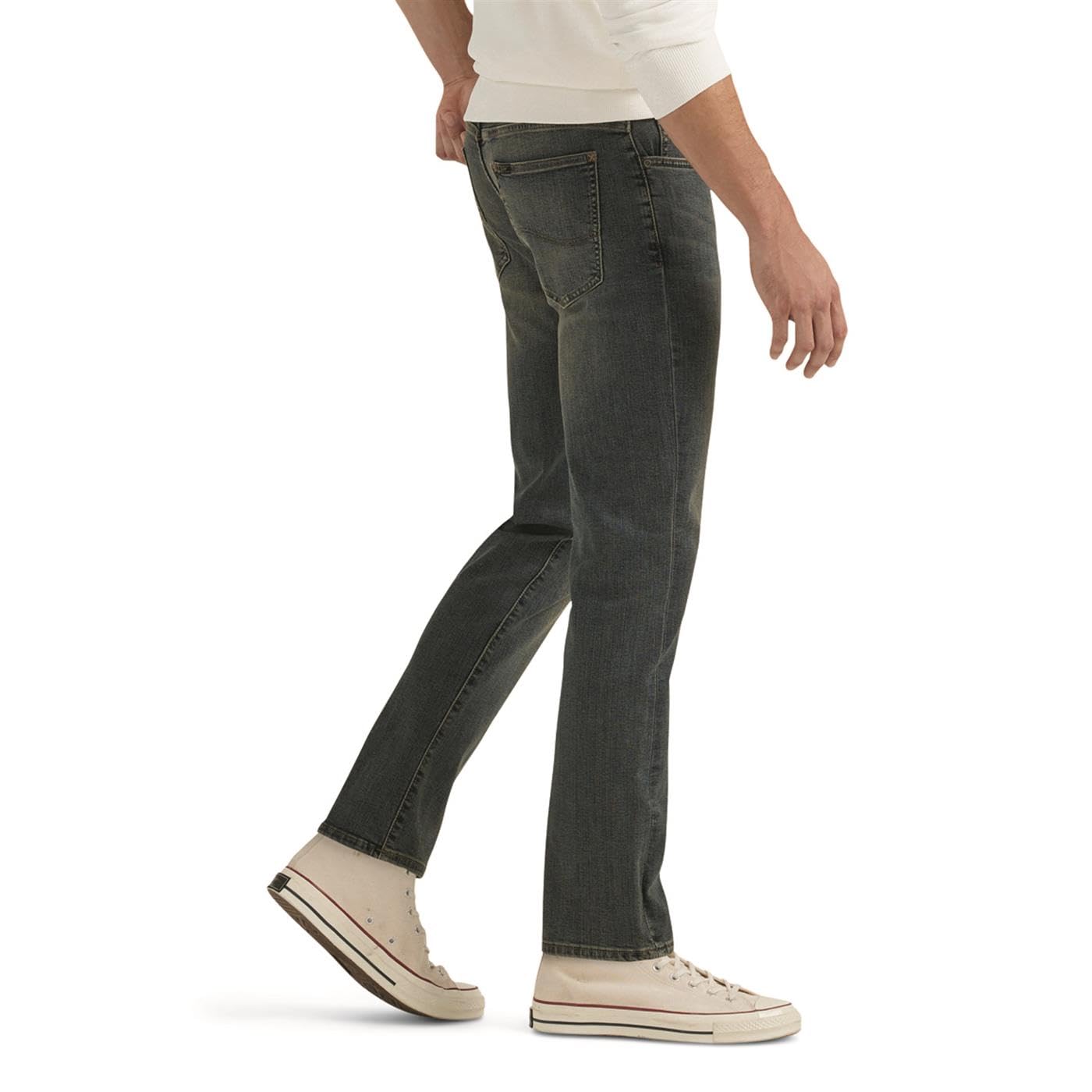 Lee Men's Extreme Motion Straight Taper Jean Maverick 36W x 32L