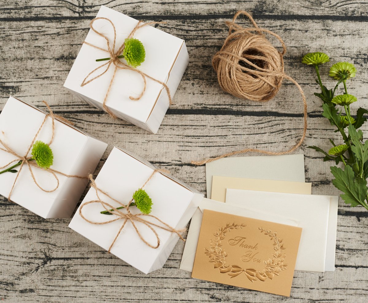 MESHA 4x4x4'' White Gift Boxes 50 PC Small Gift Boxes Bulk with Lids, Kraft Paper Gift Boxes for Presents, White Bridesmaid Proposal Box, Favor Boxes, Small Boxes for Packaging