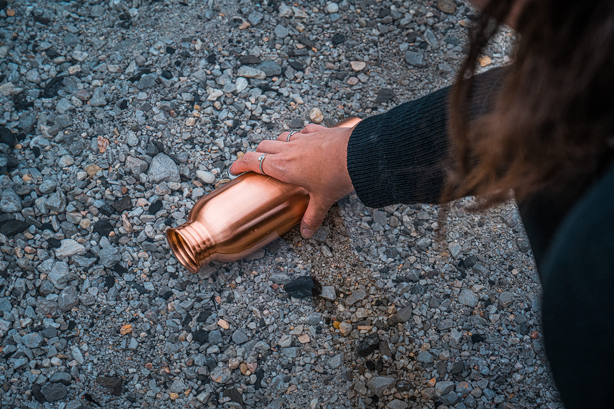 Kosdeg Copper Water Bottle 34oz / 1 Litre - A Handcrafted Leak Proof Ayurvedic Pure Copper Vessel For Drinking- Drink More Water, Lower Your Sugar Intake and Enjoy The Health Benefits Immediately
