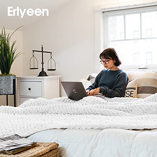 ERLYEEN Chunky Knit Blanket Throw Chenille Cable Handmade Chunky Knit Throw Blanket Warm Soft Cozy for Bed Chair Sofa Best Gift,White 40"x40"(Single Sofa)