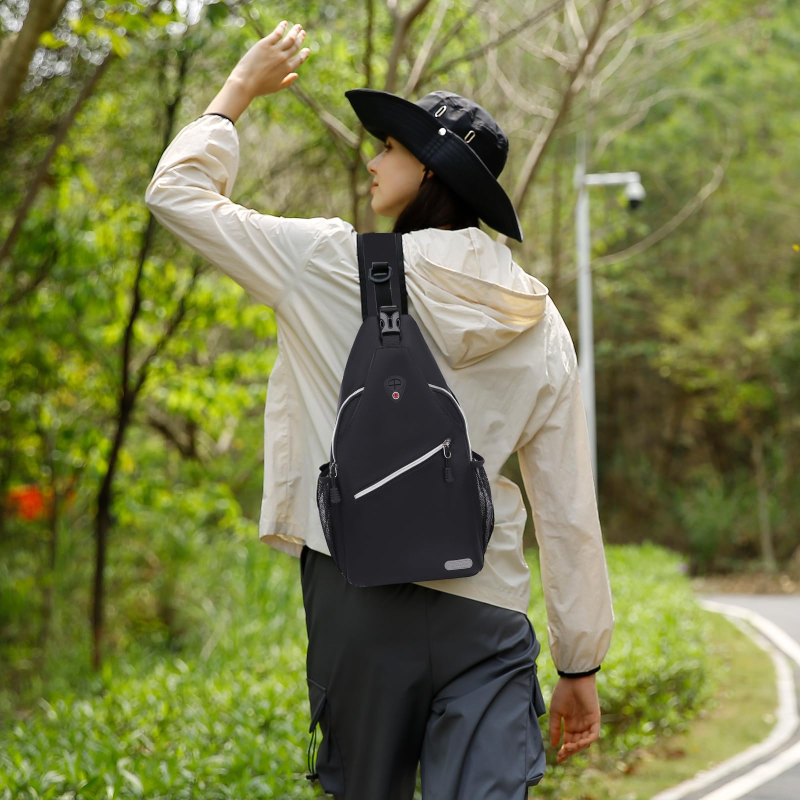 MOSISO Sling Backpack, Multipurpose Crossbody Shoulder Bag Travel Hiking Daypack, Black, Medium