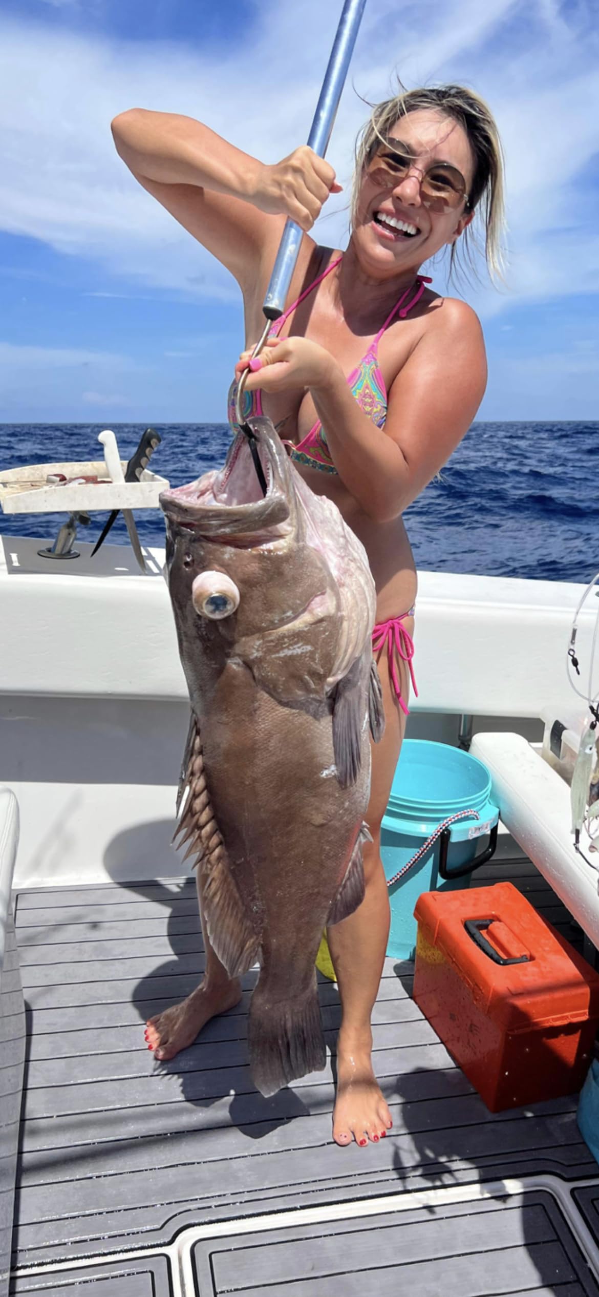 Deep Drop Tilefish Rig, 3 Mustad Circle Hooks with Glow Sleeve (10/0)