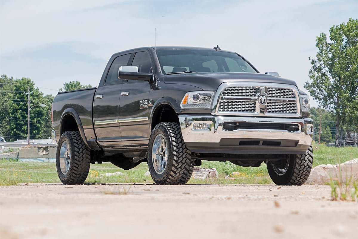 Rough Country 2.5" Lift Kit for 2014-2024 Ram 2500 4WD - 30200