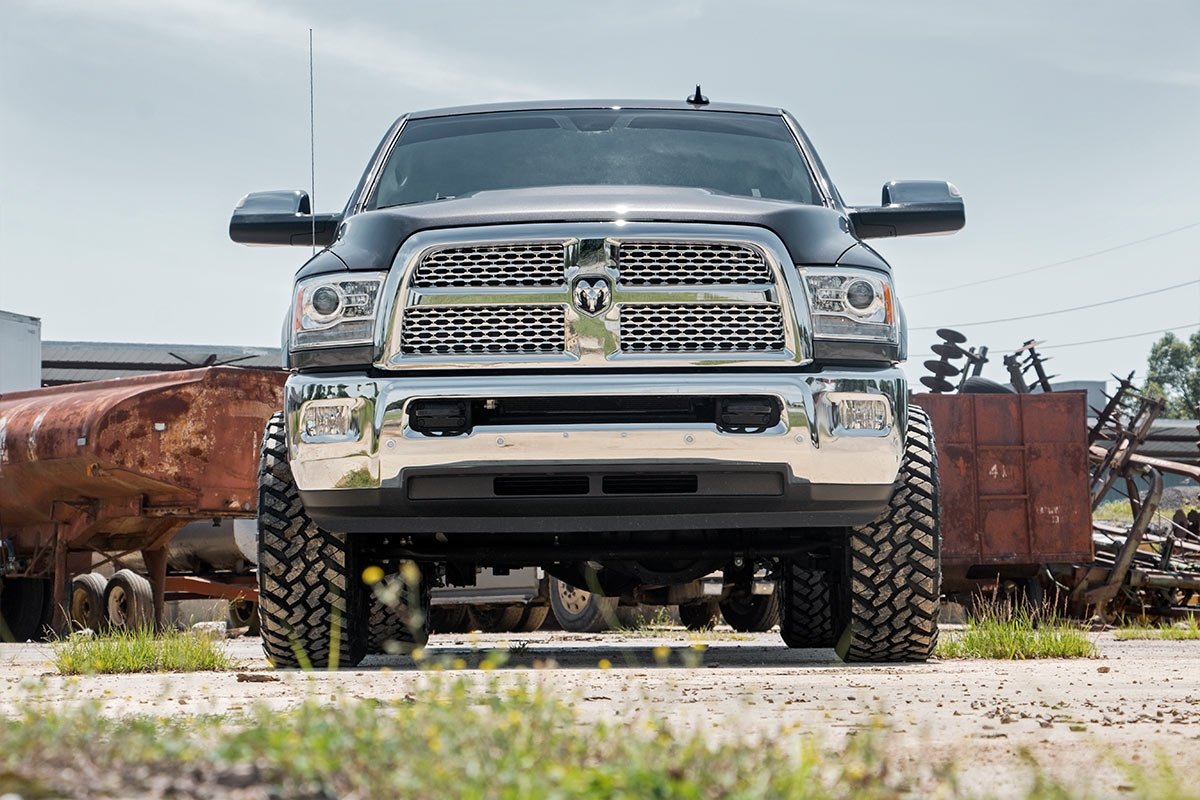 Rough Country 2.5" Lift Kit for 2014-2024 Ram 2500 4WD - 30200