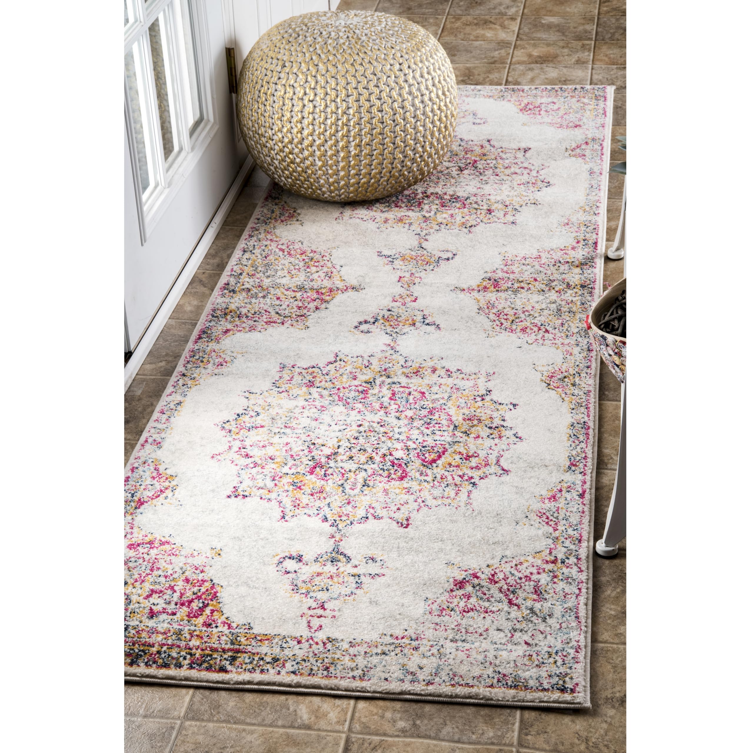 nuLOOM Tabitha Vintage Medallion Runner Rug, 2' 8" x 12', Pink