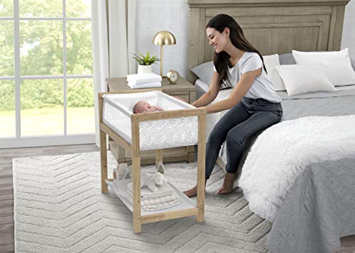 Delta Children Classic Wood Bedside Bassinet Sleeper Portable Crib with HighEnd Wood Frame, Paint Dabs