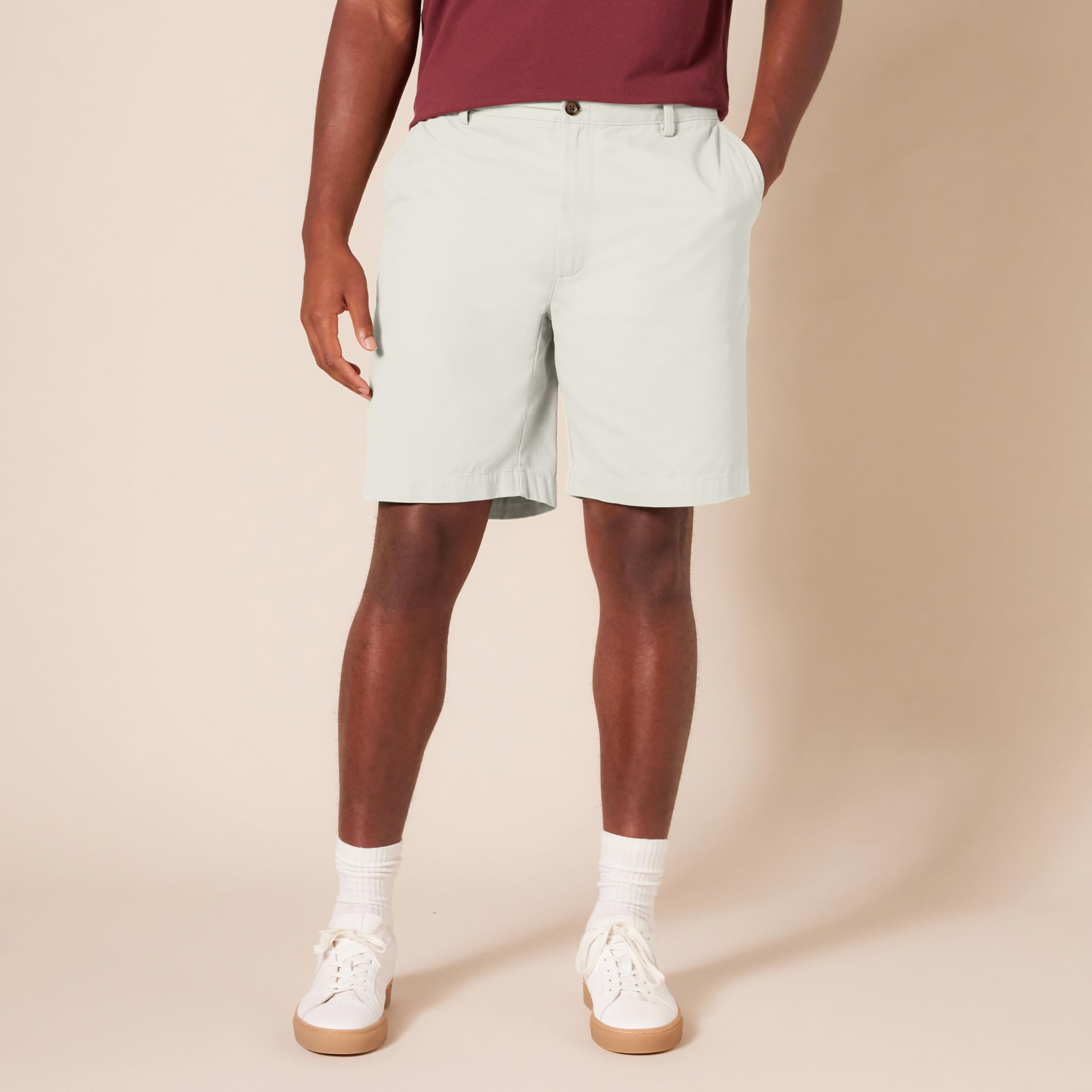 Amazon Essentials Men's Classic-Fit 9" Chino Short, Grey, 38