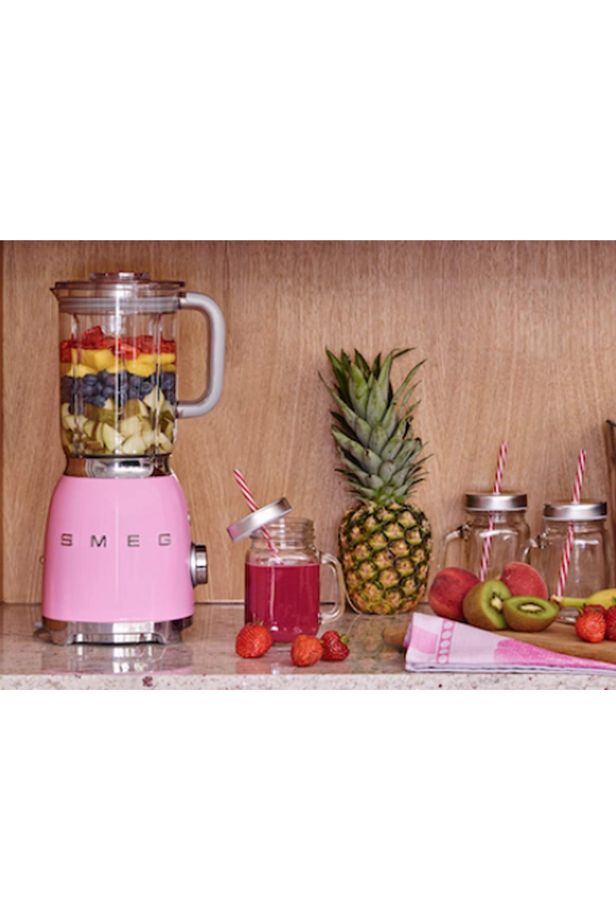 Smeg - Blender - A Collection of Adult Games and Gifts - Blender - Pink