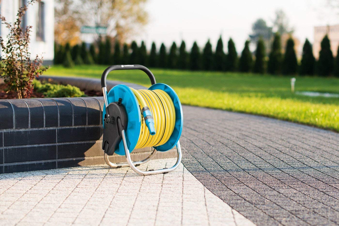 Cellfast Garden Hose Reel ALUPLUS 1/2" 45m, Aluminium Construction, Light, Convenient Transport and Storage of The Hose, Prevents Twisting, 55-150