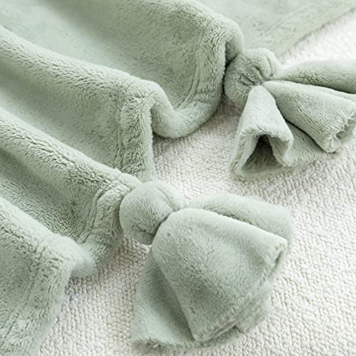 Amélie Home Fleece Throw Blankets with Knot Fringe,Sage Green,50"x60"