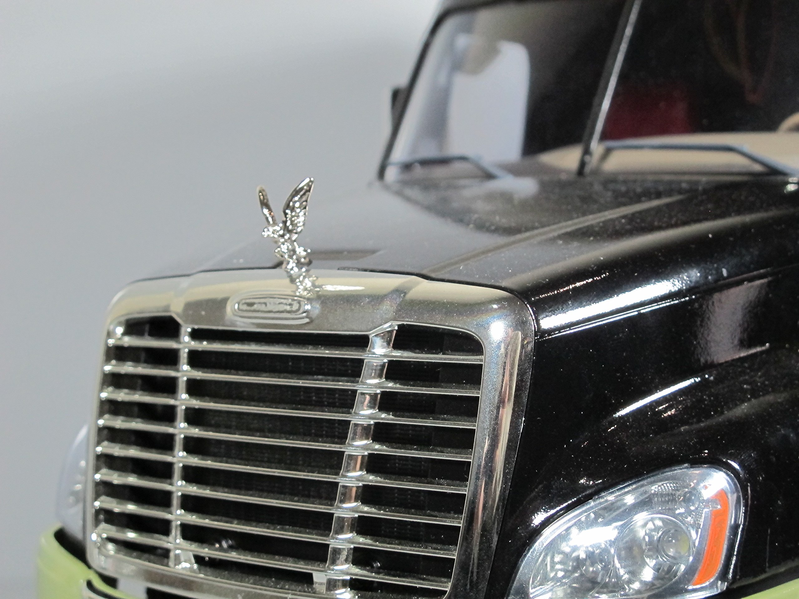 for Remote Control Toy Accessory Semi Truck Custom Front Hood Grill Ornament Emblem Eagle for Tamiya 1/14 Semi King Hauler Truck