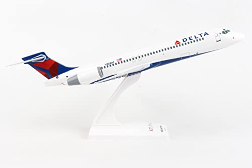 Daron SkyMarks Delta 717 New Livery Model 1/130 (SKR760)