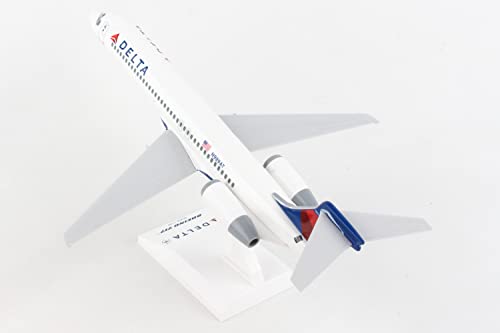 Daron SkyMarks Delta 717 New Livery Model 1/130 (SKR760)