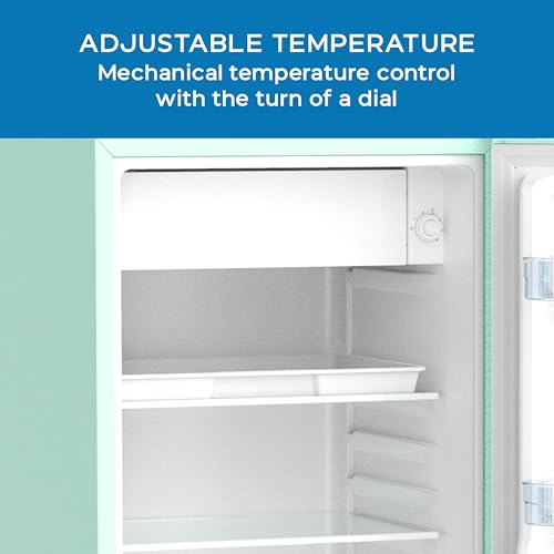 Avanti RMRS31X7G-IS Retro Mini Fridge for Home Office or Dorm, Manual Defrost and Adjustable Temperature, 3.1 Cu.Ft, Green
