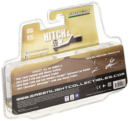 Greenlight 1: 64 Hitch & Tow Series 5-1967 Ford Custom & Shasta 15' Airflyte Diecast Vehicle