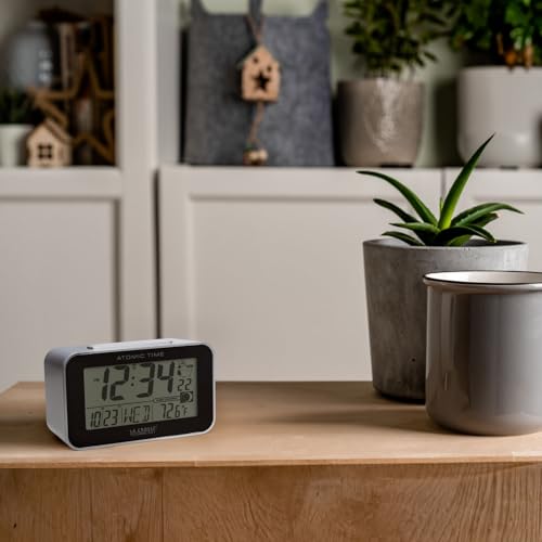 La Crosse Technology 617-1270 Atomic LCD Alarm Clock