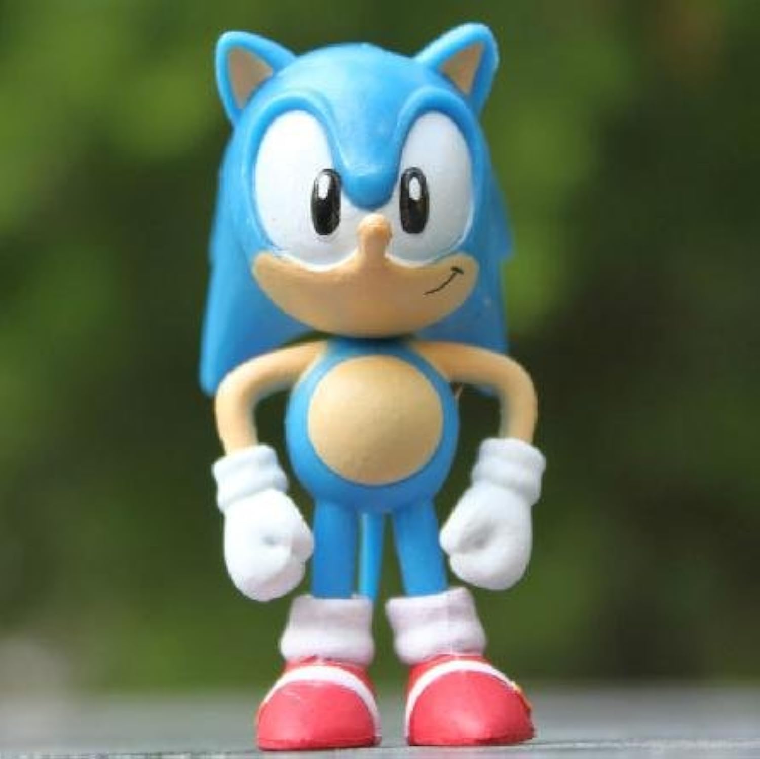Sonic Multi Pack 2" Action Figure (6 Classic Figures - Knuckles, Sonic, Super Sonic, Amy, Metal Sonic and Tails) TRU Exclusive
