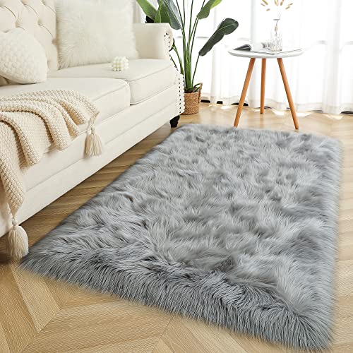 Pacapet Fluffy Faux Fur Rug,Grey Fur Rug Sheepskin Rug for Bedroom,Furry Shag Rug for Living Room,Fuzzy Rug Carpet for Bedside Kids Nursery Room Decor,2x3 ft