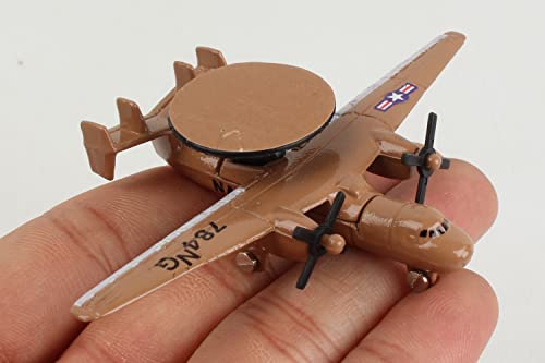 Daron Worldwide Trading Runway24 E2C Hawkeye Vehicle