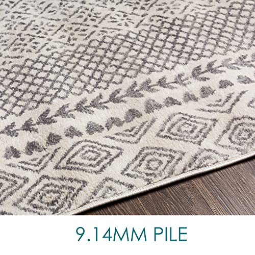 Artistic Weavers Vanessa Bohemian Border Area Rug, 5 ft 3 in x 7 ft 1 in, Gray