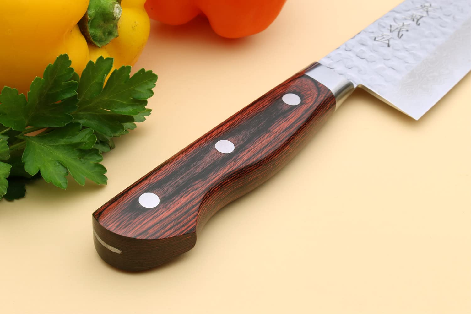 Yoshihiro VG10 16 Layer Hammered Damascus Gyuto Japanese Chefs Knife (9.5" (240mm))
