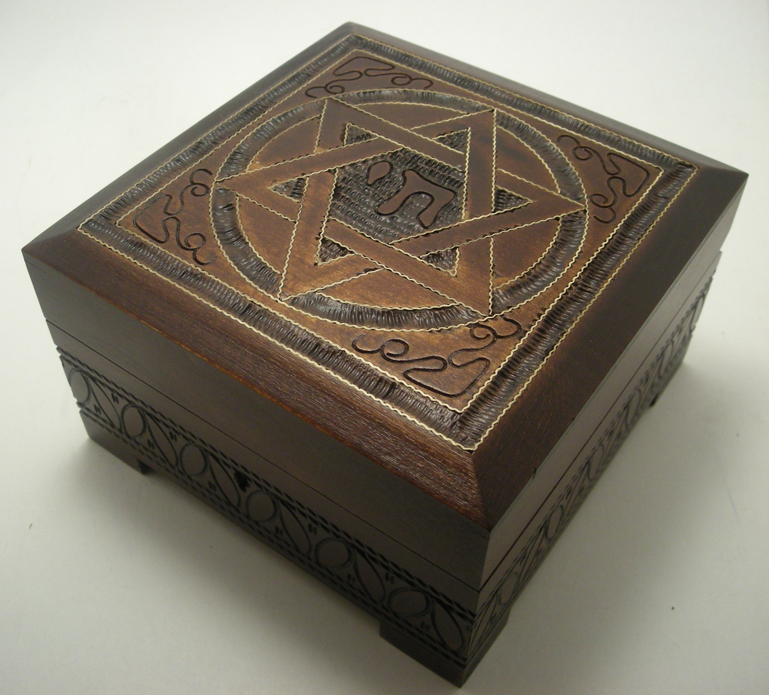 Star of David Wood Keepsake Box Judaica Handmade Box with Lock and key