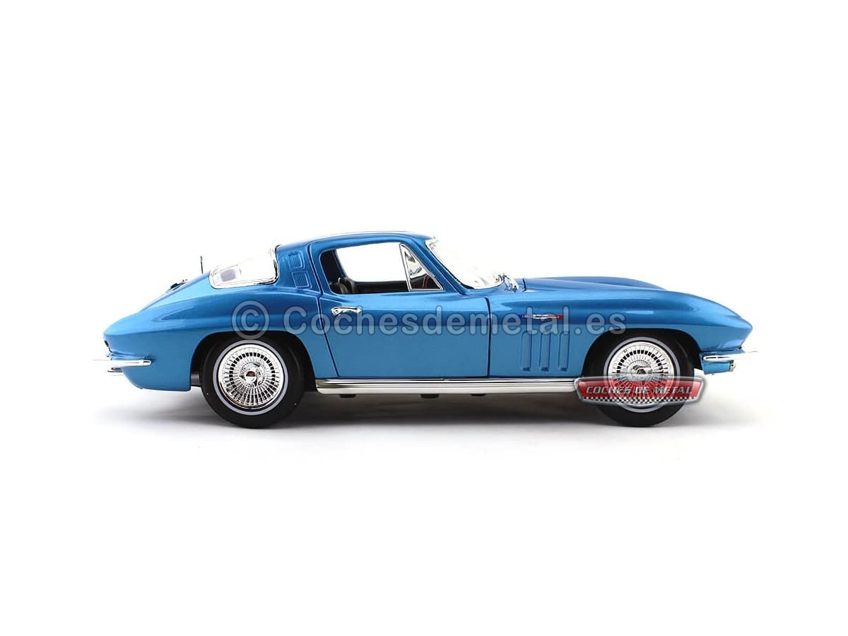 Maisto Die Cast 1:18 Scale 1965 Chevrolet Corvette (Colors May Vary)
