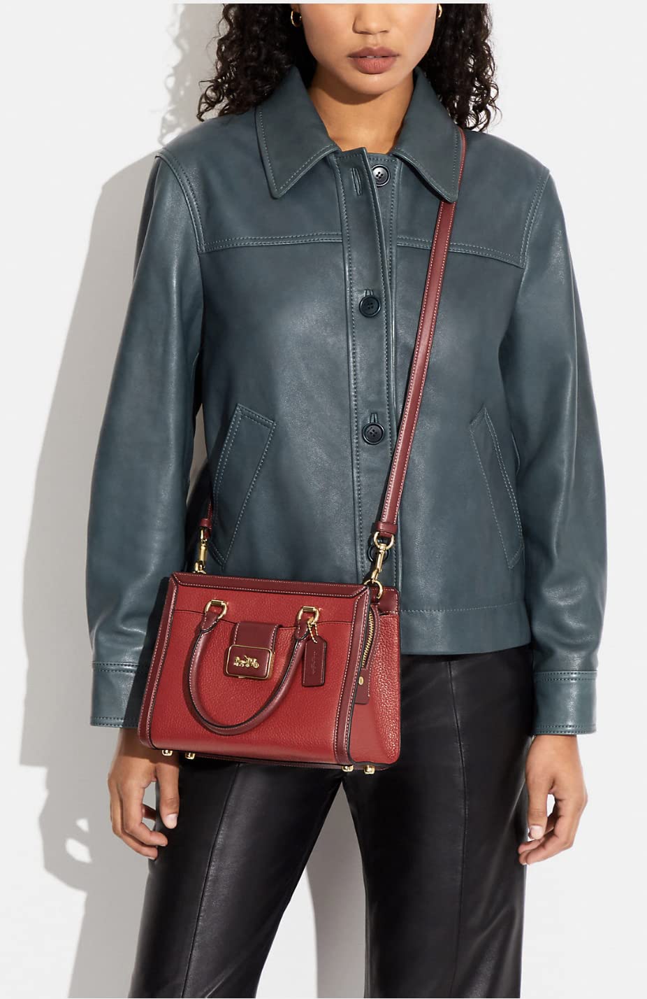 COACH Grace Carryall In Colorblock (Gold/Red Apple Multi)