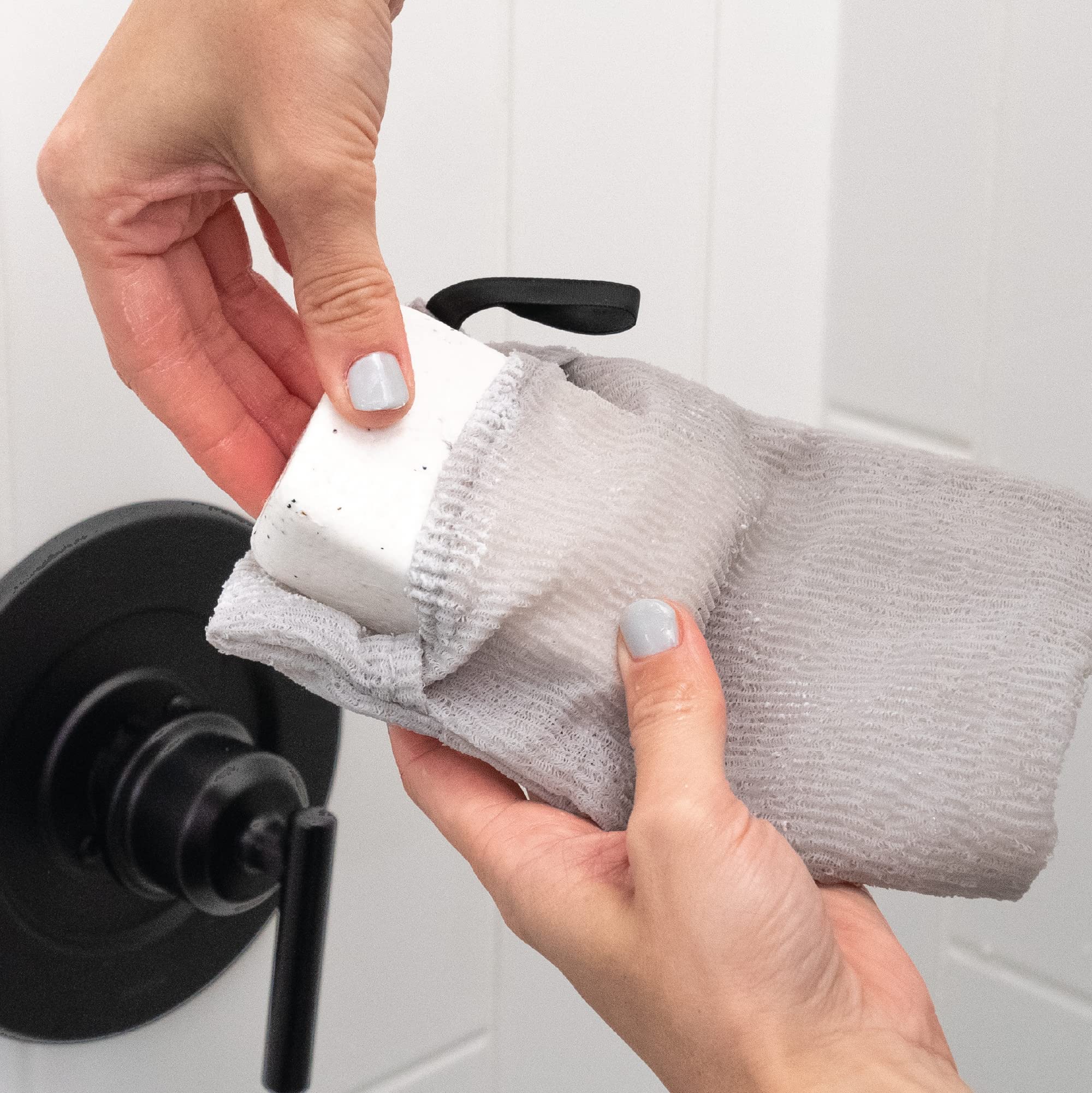 S&T INC. Exfoliating Soap Bag, Bar Soap Pouch for Shower and Bath, 7.6 Inches x 4.5 Inches, Grey, 2 Pack