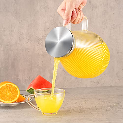 Glass Pitcher, veecom 80oz Glass Pitcher with Lid and Spout, Large Glass Water Pitcher for Juice, Lemonade and Hot&Cold Beverage, Iced Tea Pitcher for Fridge, Heat Resistant Glass Carafe with Brush