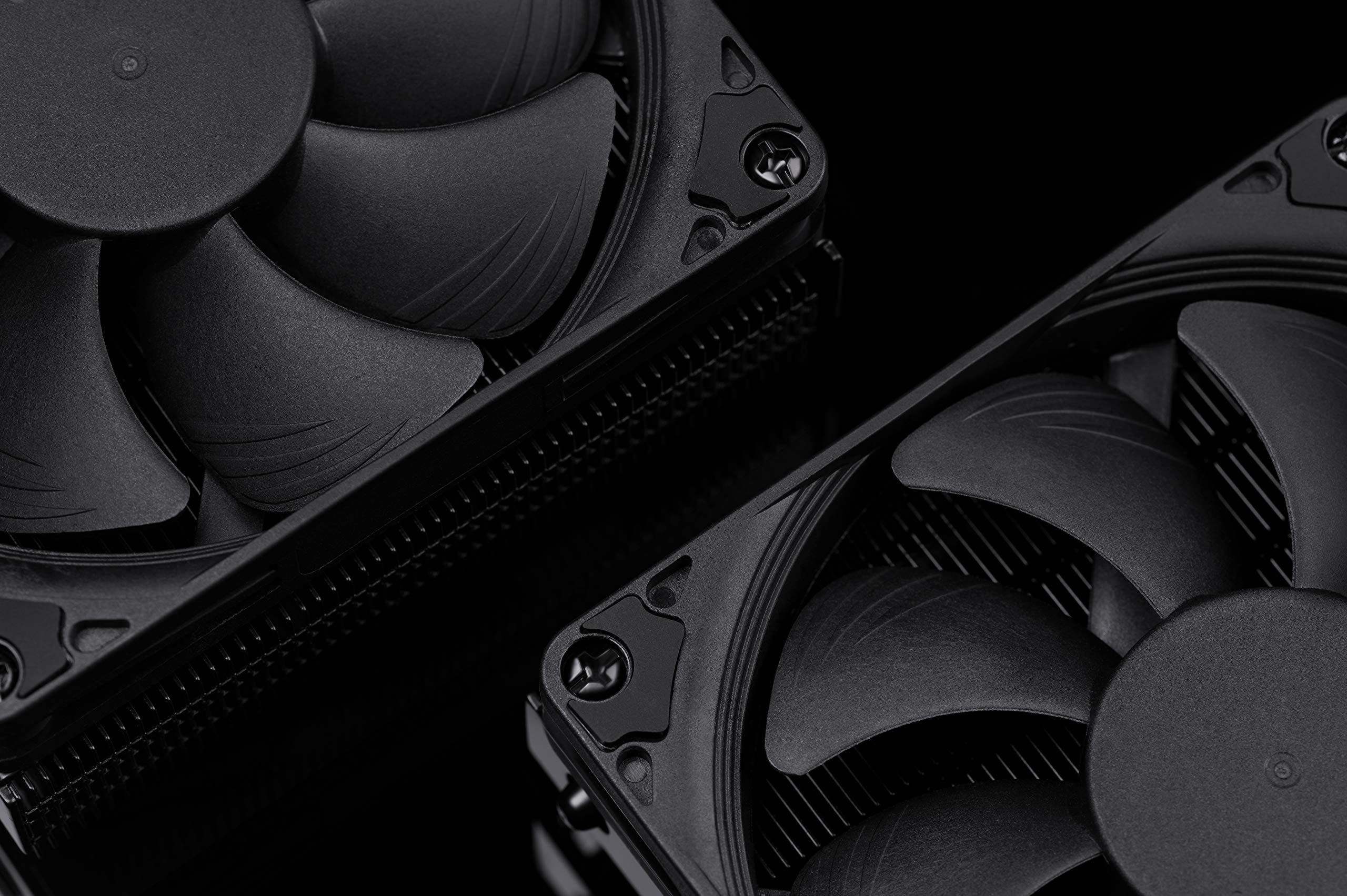 Noctua NH-L9i-17xx chromax.Black, Premium Low-Profile CPU Cooler for Intel LGA1700 and LGA1851 (Black)